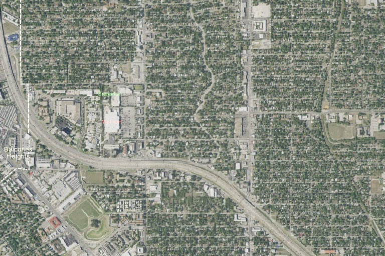 Engine 22 dispatched for vehicle fire on Rosedale Avenue, San Antonio ...