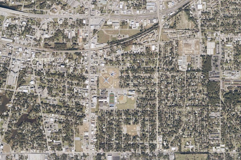 Civil dispute under overpass on 14th street, Pascagoula MS | CrimeRadar