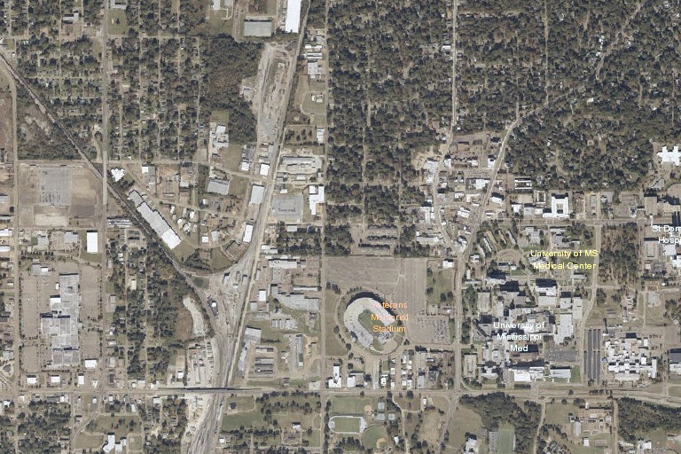 Possible highway accident near East Woodrow Wilson Ave, Jackson MS ...