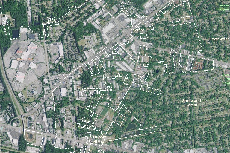 Vehicle crashes into tree with reported injuries, Charleston SC ...