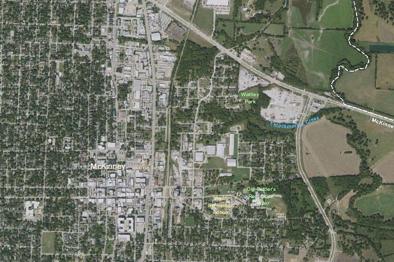 Multi story building fire with rescue operation on Main St, Mckinney TX ...