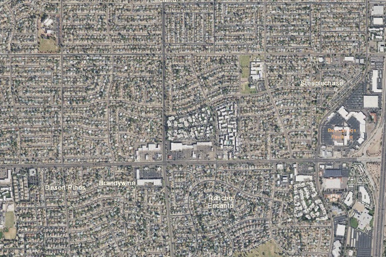 Officers respond to loitering near North 33rd Drive, Phoenix AZ ...