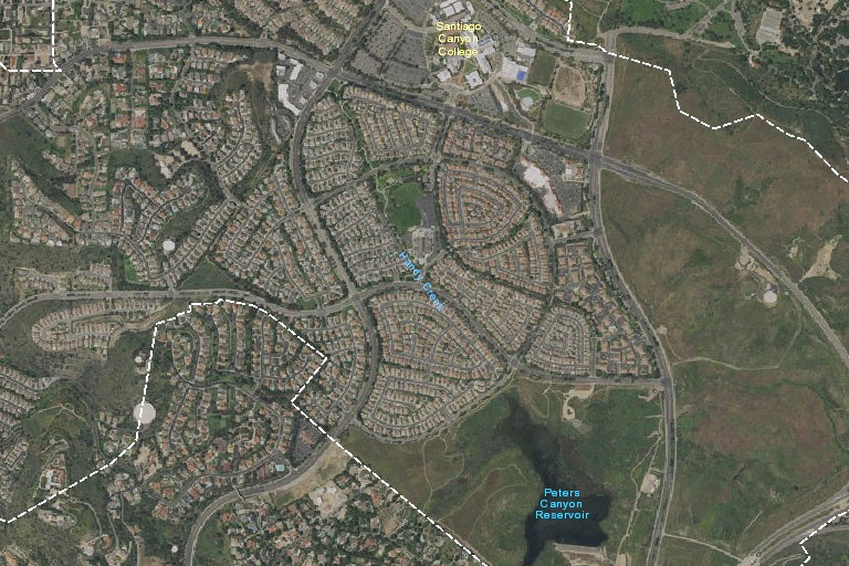 Fire units assist patient near Pauley's on Santa Maria, Orange CA ...