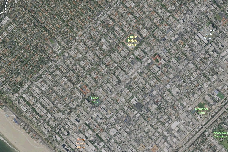 Traffic accident on 405 freeway near Wilshire Boulevard, Santa Monica ...