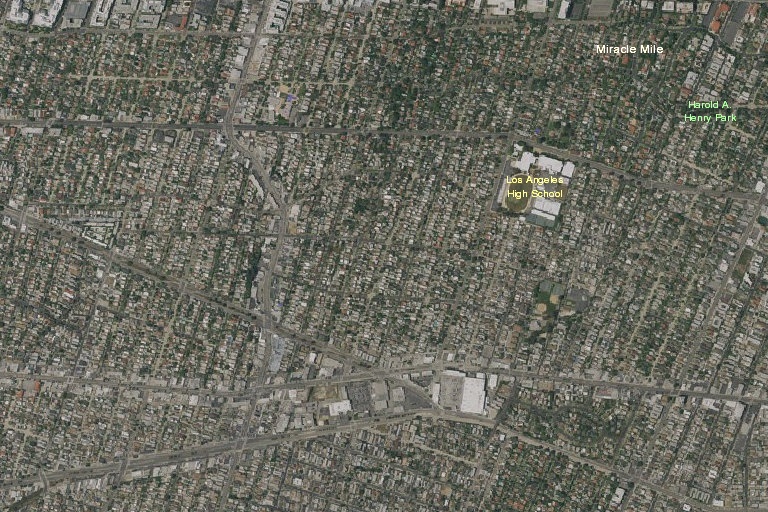 Police respond to possible suicide attempt near S Tremaine Ave, Los ...