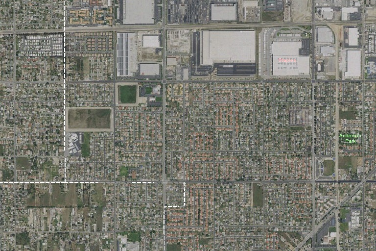 Possible fire checked near Woodcrest St in Bloomington, Bloomington CA ...