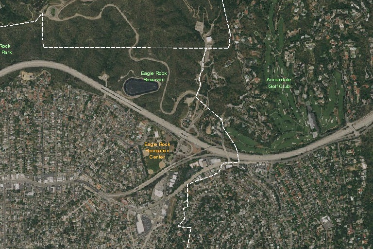 Fire crews check smoke smell near Rockdale Ave, Los Angeles CA | CrimeRadar