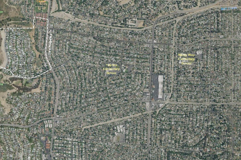 Police respond to domestic dispute near Victory Blvd, Los Angeles CA ...