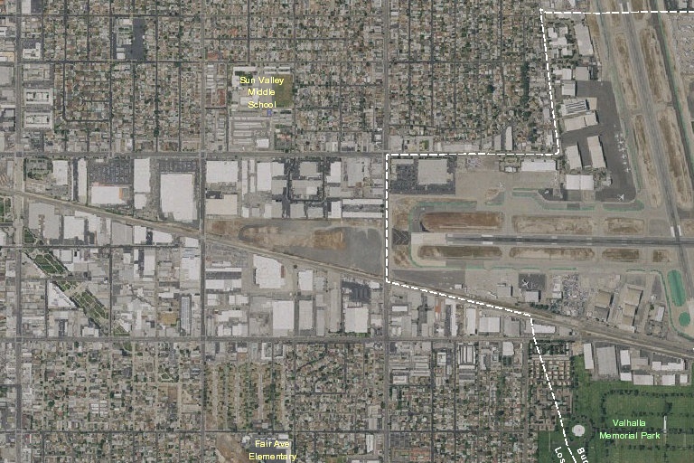 Person reports breathing difficulty near Burnett and South Point, Los ...