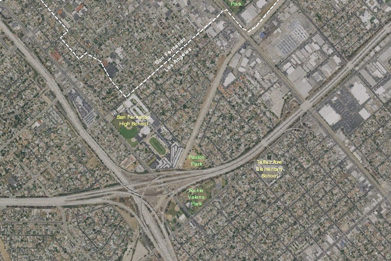Deputies respond to possible battery near Laurel Canyon Blvd, Los ...