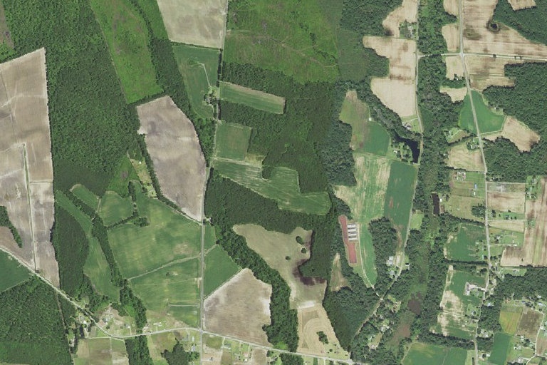 Vehicle obstructing roadway near Midway Rd in Maxton, Maxton NC ...