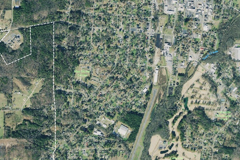 Bulldog found loose near daugherty street secured, Lafayette GA ...