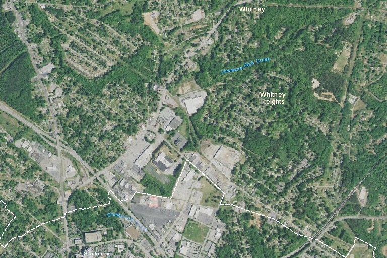 Stalled vehicle blocks intersection near East Wood St, Spartanburg SC ...