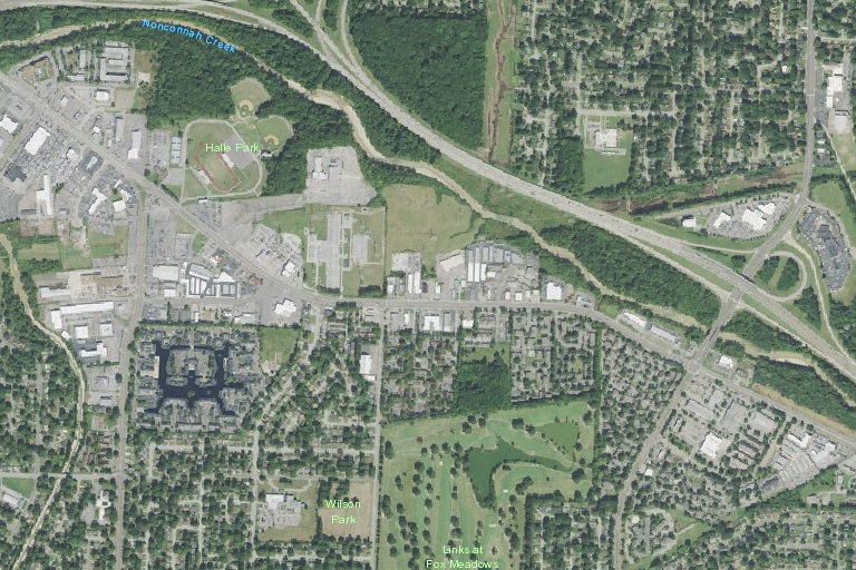 Utility pole hazard near Pickering and Mount Moriah, Memphis TN ...