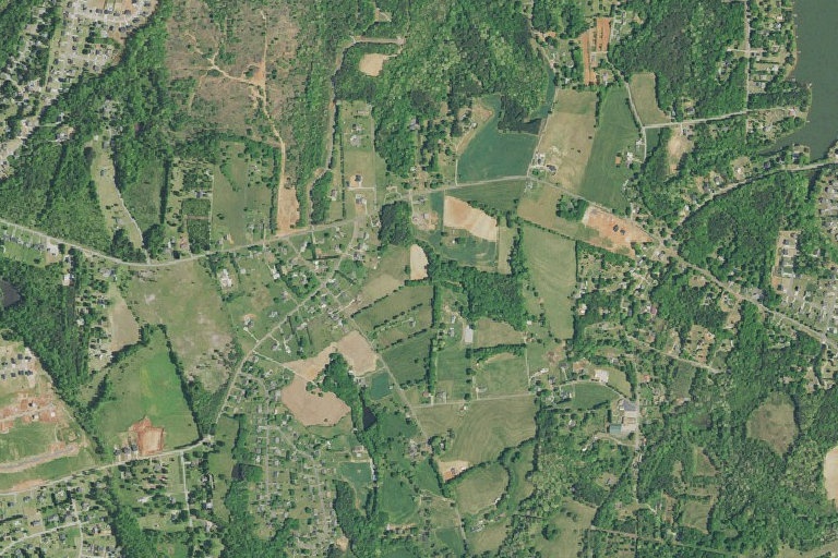 Traffic accident involving multiple roads and black vehicle, Chesnee SC ...