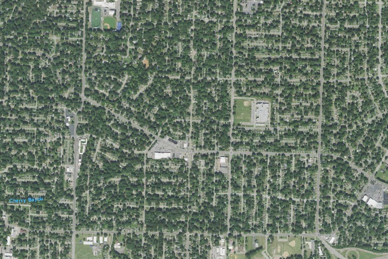 Two vehicle accident in parking lot near Quince Rd, Memphis TN | CrimeRadar