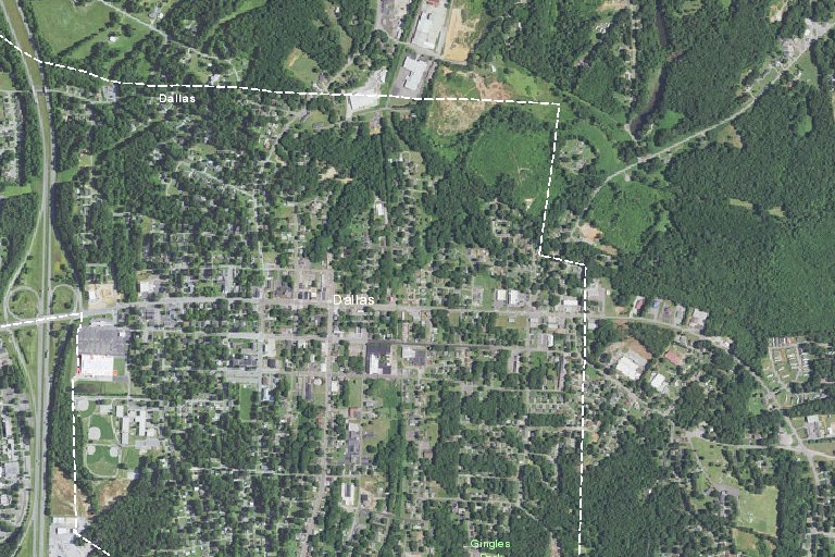 Possible shooting reported at East Holly and South Davis, Dallas NC ...