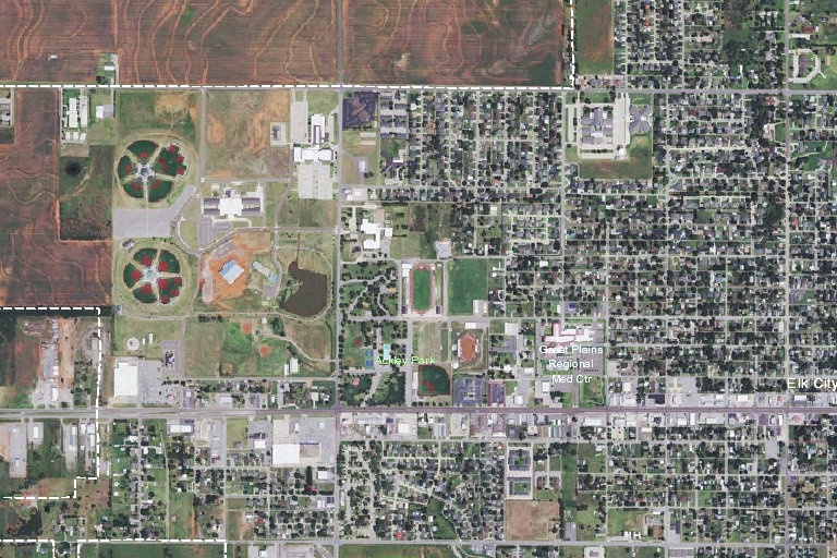 Transformer explosion causes small grass fire in Elk City, Elk City OK ...