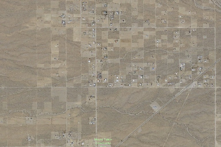 Smoke investigation near Edgemont Rd ends as legal burn, Dolan Springs ...