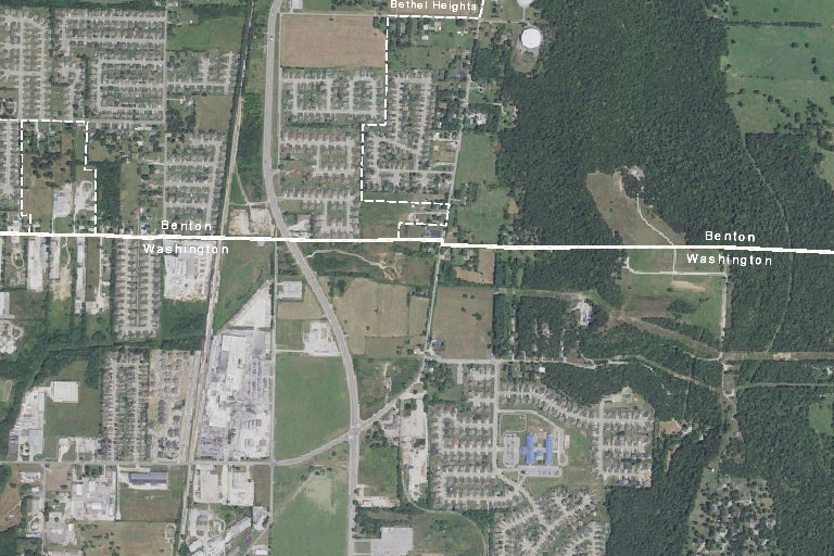 Traffic accident reported near Old Missouri Rd, Springdale AR | CrimeRadar