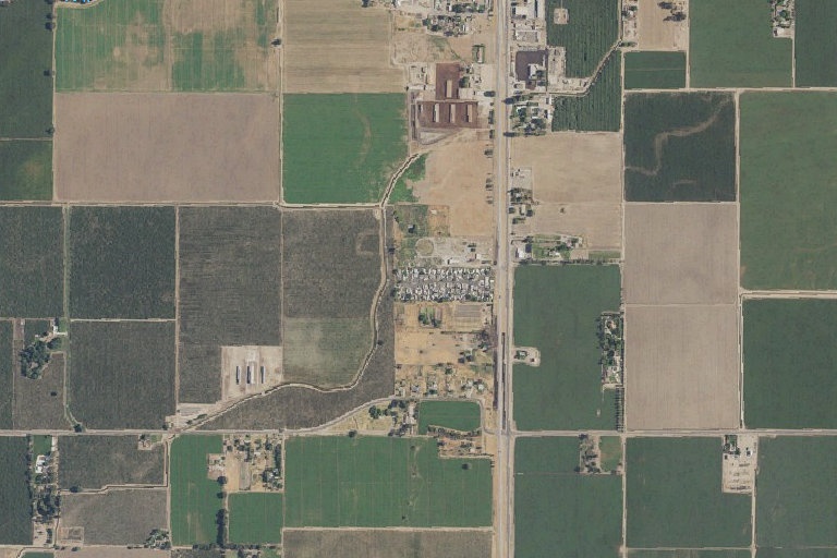 Youths reported using drugs near Highway 41, Lemoore CA | CrimeRadar