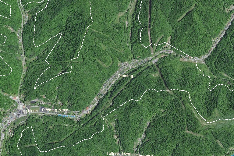 Abandoned truck with open door creates traffic hazard, Fleming Neon KY ...