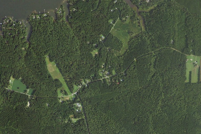 Suspicious vehicle repeatedly turning in driveway, Weems VA | CrimeRadar