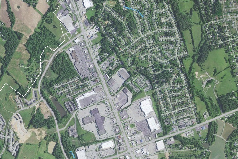 Vehicle crashes into tree near McDonald's entrance, Elizabethtown KY ...