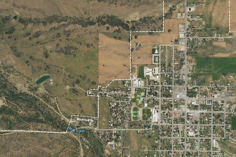 Possible knife disturbance near 300 West trailer 7, Monticello UT ...