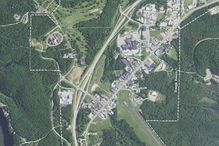 Minor two-vehicle crash at Lakers Eagle Stop, Osage Beach MO | CrimeRadar