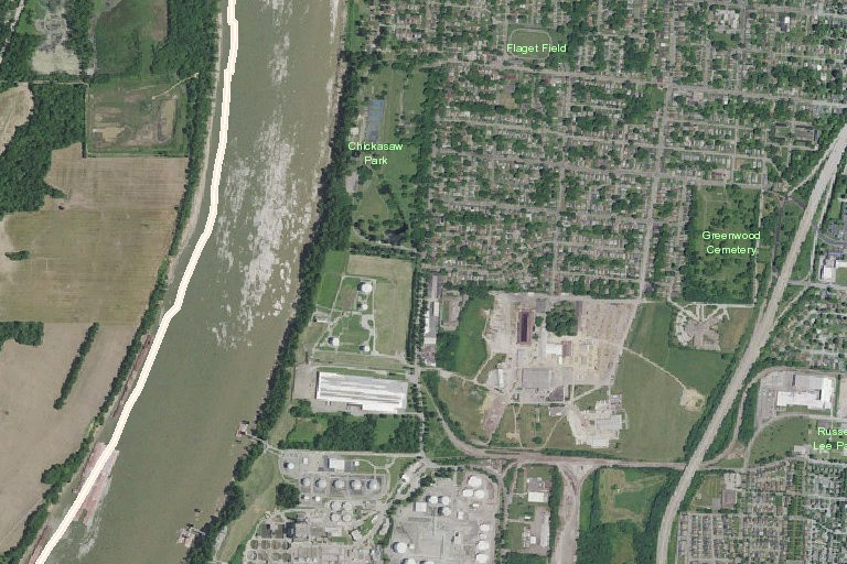 Pontoon boat disabled on river near bell's lane and gibson lane ...