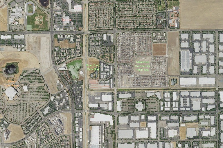 Officers assist in vehicle barricade near Goldenland Ct, Sacramento CA ...