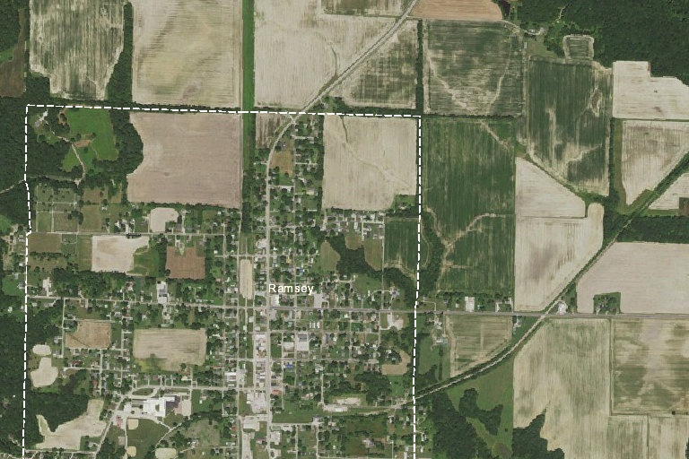 Man suffers head injury and seizure near S School St, Ramsey IL ...