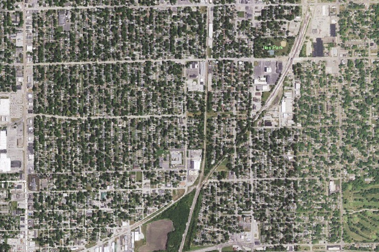 Police conduct traffic stop of silver pickup truck, Springfield IL ...