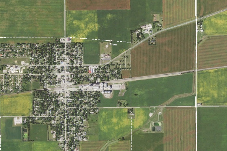 Two vehicles speed without headlights near 6th St and Monroe, Homer IL ...