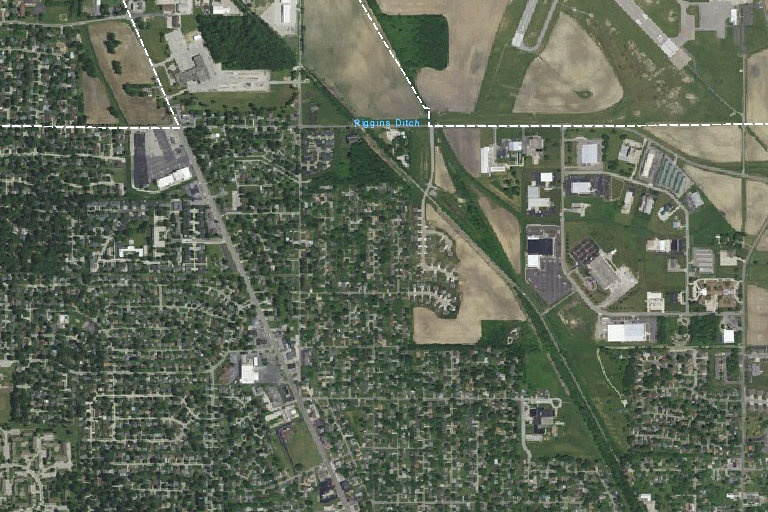 Large Party with Burnouts and Road Blockage on Rosewood Ave, Muncie IN ...