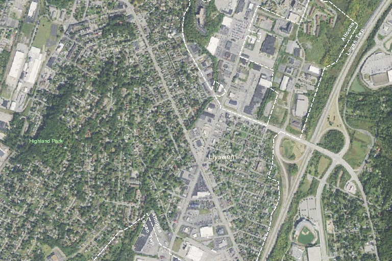 Multi-vehicle crash near advanced auto on west plank road, Altoona PA ...