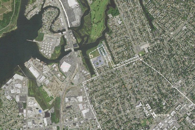 Vehicle accident reported near Rockaway Turnpike in Inwood, Manhattan ...