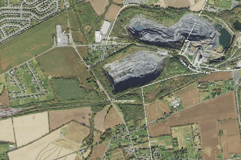 Road closure at Sunrise Board and High Tree Lane, Northampton County PA ...