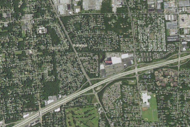 Female with severe abdominal pain waiting in car, Bohemia NY | CrimeRadar