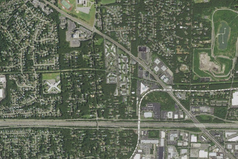 Suspicious man seen wearing mask and camouflage, Hauppauge NY | CrimeRadar