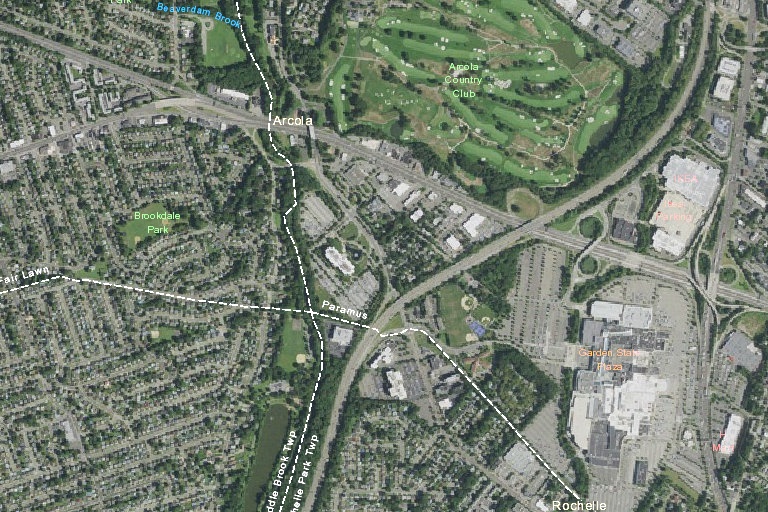 Fire department investigates reported odor near Bridle Way, Paramus NJ ...