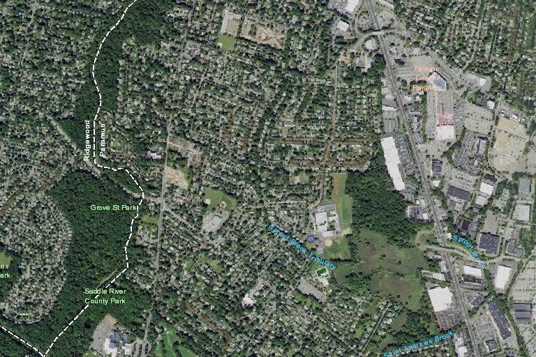 fire department establishes command at beach street, Paramus NJ ...