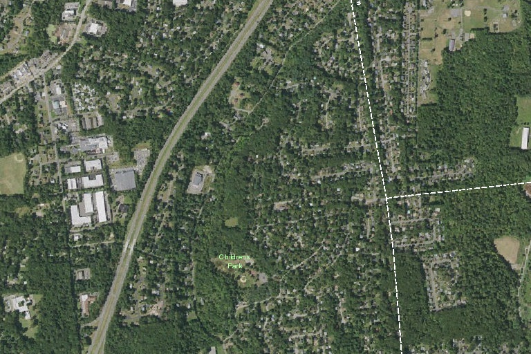 Female with knife reported near South Pascack Road, Chestnut Ridge NY ...