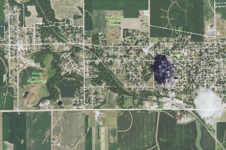 Vehicle stuck in ditch near Route 71 in Granville, Granville IL ...