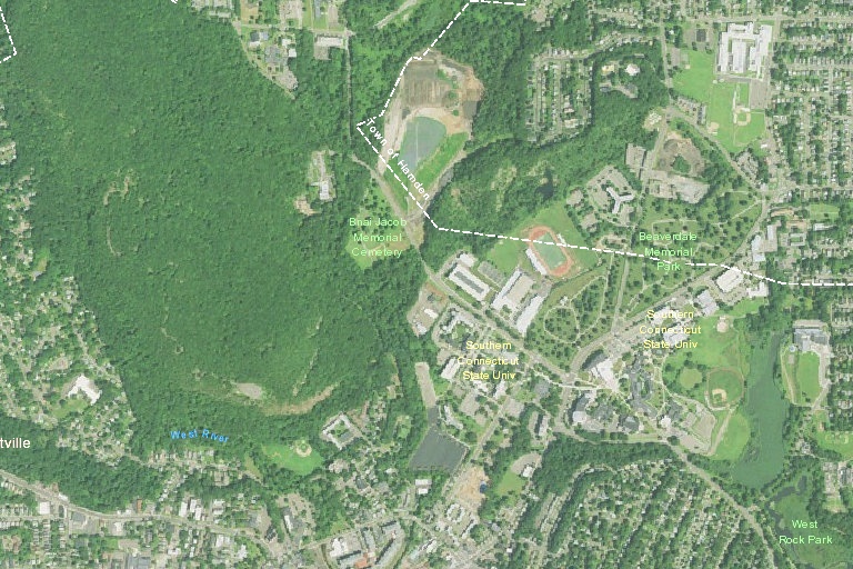 Traffic accident near Wintergreen and Farnham avenues, New Haven CT ...