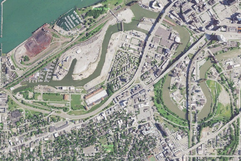 Intoxicated man with scissors causes fear at building, Cleveland OH ...