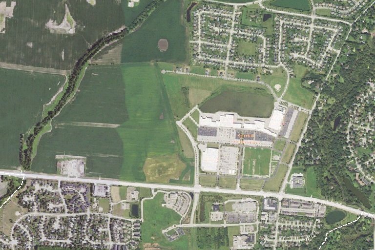 Police contain suspect hiding near Farm & Fleet in Yorkville, Yorkville ...