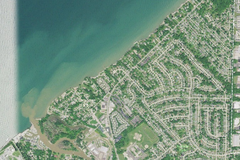 Reckless driver in red Dodge Durango on Lakeshore Blvd, Eastlake OH ...