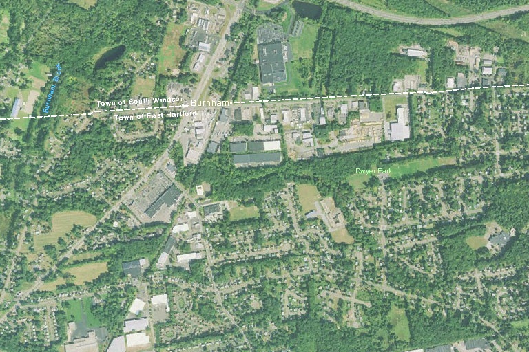 Minor car accident in parking lot, East Hartford CT | CrimeRadar